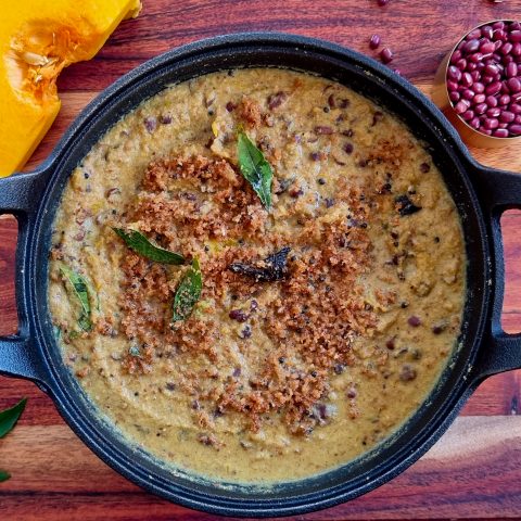 Mocha Smoothie Bowl: An Easy and Decadent Breakfast